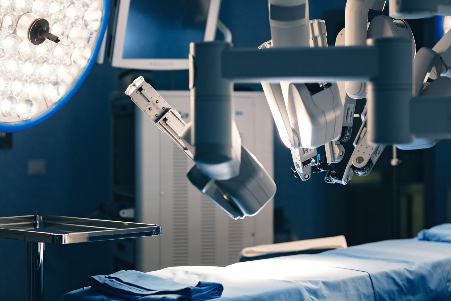 EMMA – World’s First AI-Powered TCM Tuina Massage Robot